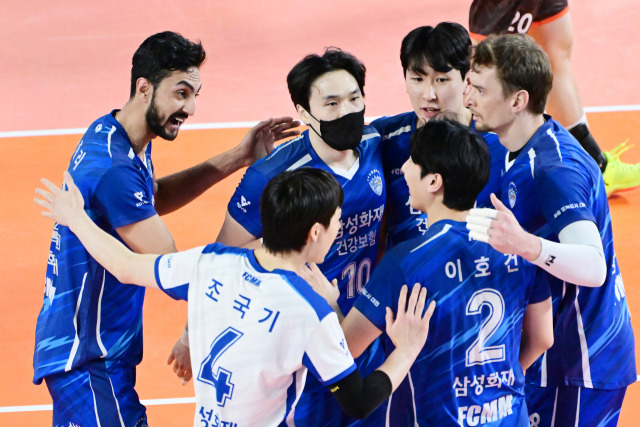 이란 특급러시아 베테랑 공존 기대했는데꼴찌에 덜미→승패패패승패패 457676 대전의 봄 올해는 올까