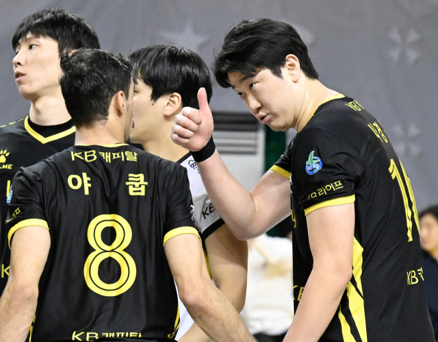 이래서 24억 안겼나우카→kb 국대 이적생 만족이란 단어 지웠다 아직 완벽한 모습 보여드리지 못했다