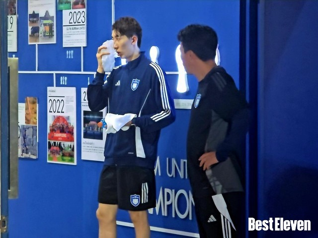 B11 현장 조현우 부상 김판곤 감독의 걱정 코뼈 부러졌을 가능성 있어 선수 보호하지 않은 태클이었다
