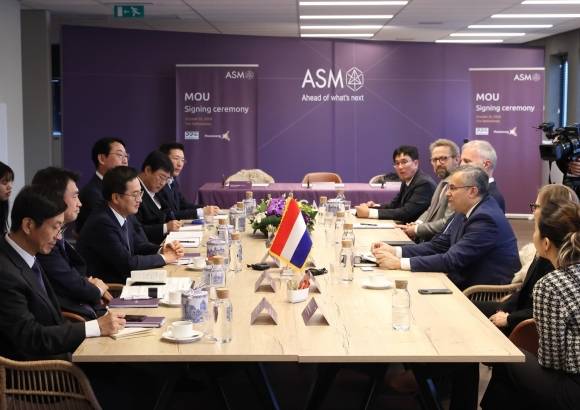 트럼프 쇼크로 ‘반도체도 흔들’…경기도, ‘K-반도체 미래 설계 돕는다’