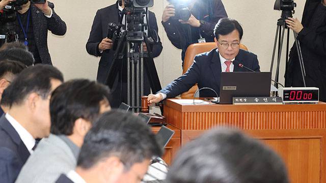 반도체기업 세액공제 5p 상향‘k칩스법 기재위 통과
