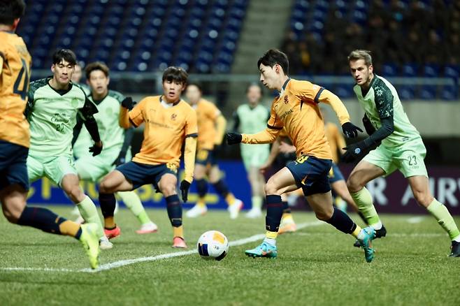 16강 확정 광주fc Acle서 부리람과 2대 2 무승부
