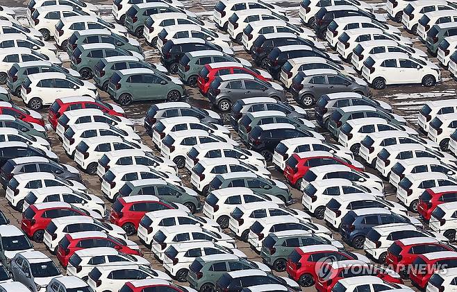 관세 25％ 언급에 車업계 화들짝대미 車수출액 19％ 감소종합