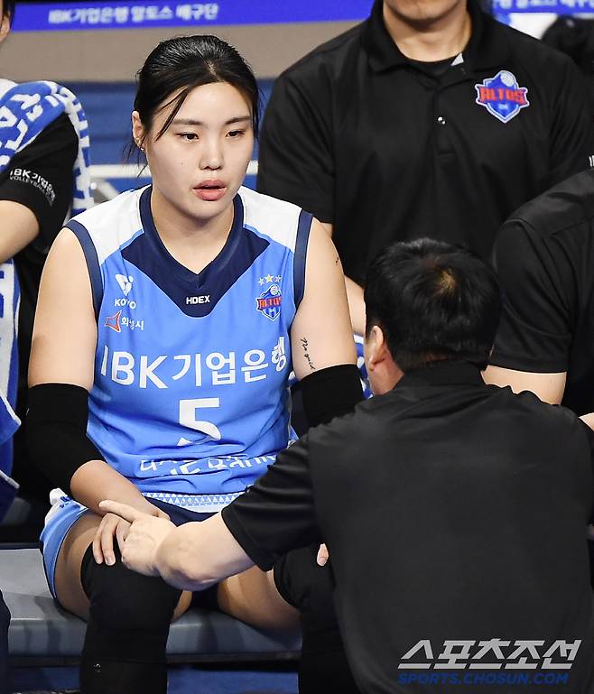 올해 1승10패 수렁→단호한 70세 노장 포기하면 프로 아냐봄배구 못가도 끝까지 최선 화성브리핑