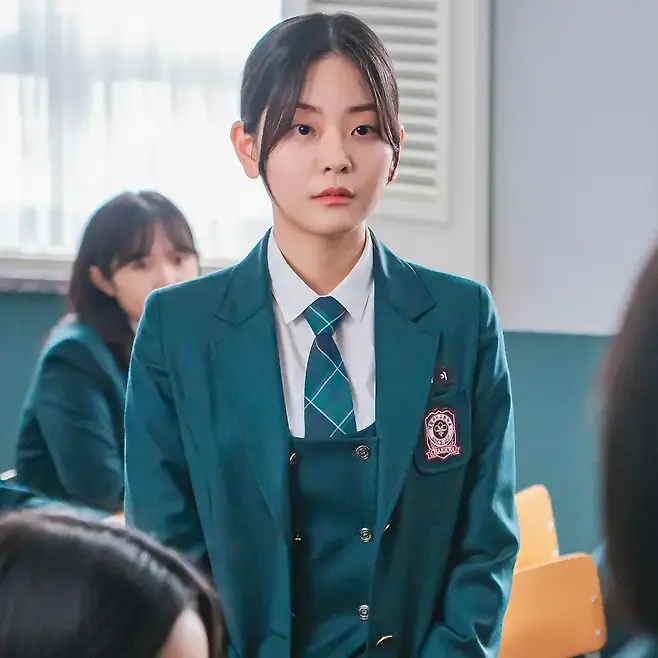 조용하게 아시아 전역 1위하며 세계 최고 드라마 되는 중인 韓 드라마 필더무비