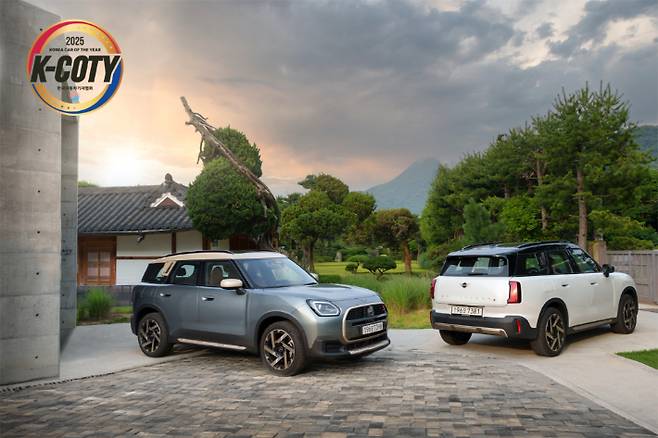車기자들이 뽑은 올해의 디자인은 뉴 Mini 컨트리맨