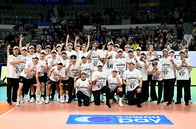 현대캐피탈 역대 최단기 정규시즌 1위7년 만에 챔프전 직행종합