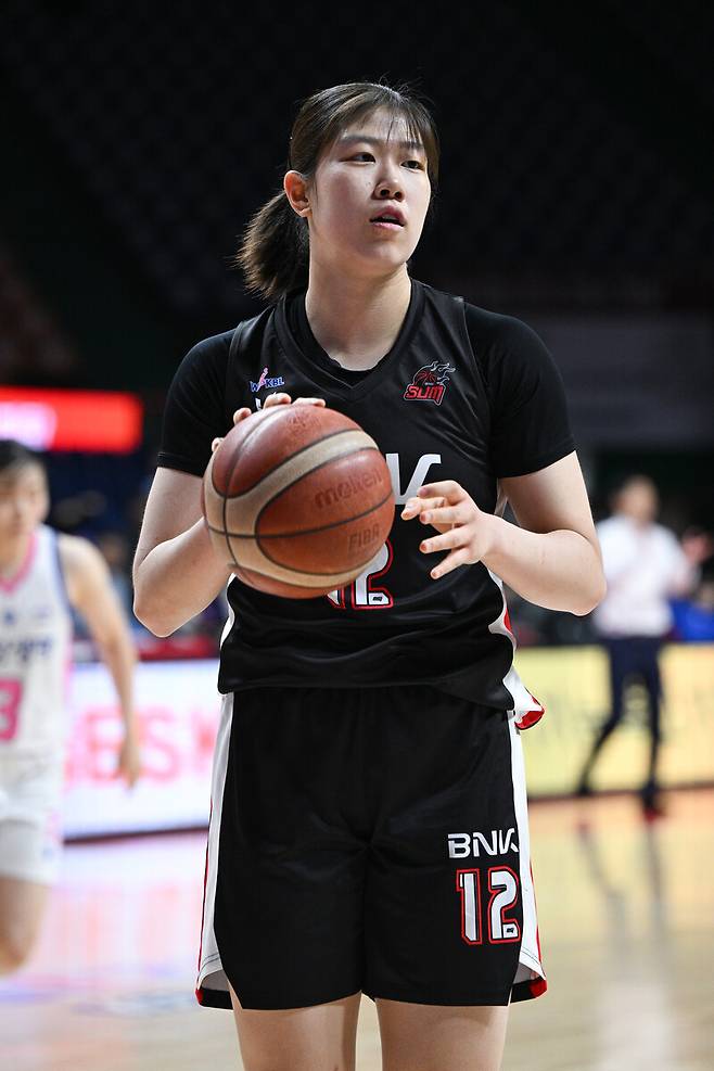 [WKBL 6라운드 리뷰] ‘고군분투’ 김소니아, ‘가능성 확인’ 김도연