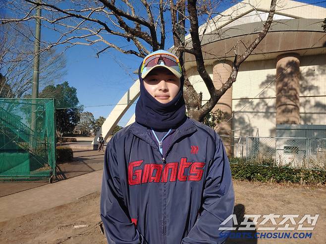 22세 꽃미남 유망주 이렇게 성숙하다니 도영이랑 비교요 상대가 돼야 뭐 하하 언젠간 같은 반열 여기는 미야자키