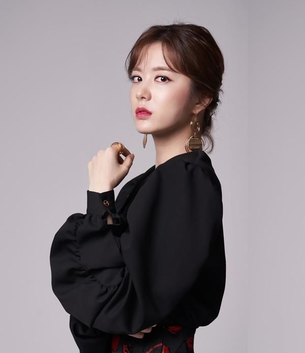 결혼·출산·사업까지” 이화여대 중퇴한 톱여배우 엄청난 근황 연예는 내운명