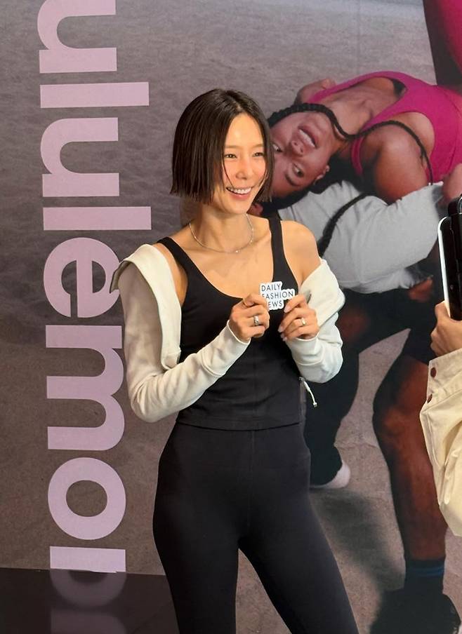 김나영 44세 두아이 엄마 맞아 놀라운 레깅스 핏 군살제로 트레이닝룩 패션엔