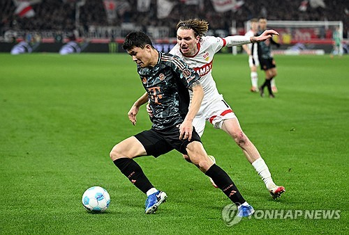 키커 드디어 김민재 인정→뮌헨 철기둥 돌아왔다분데스 이주의 팀 선정