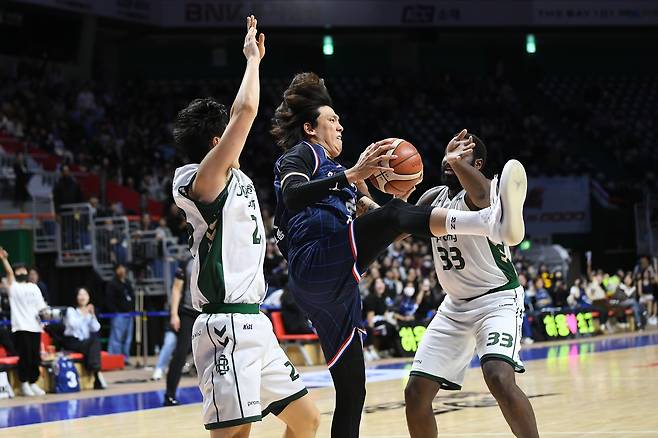 동네북 됐다 ‘무늬만 수퍼팀 Kcc