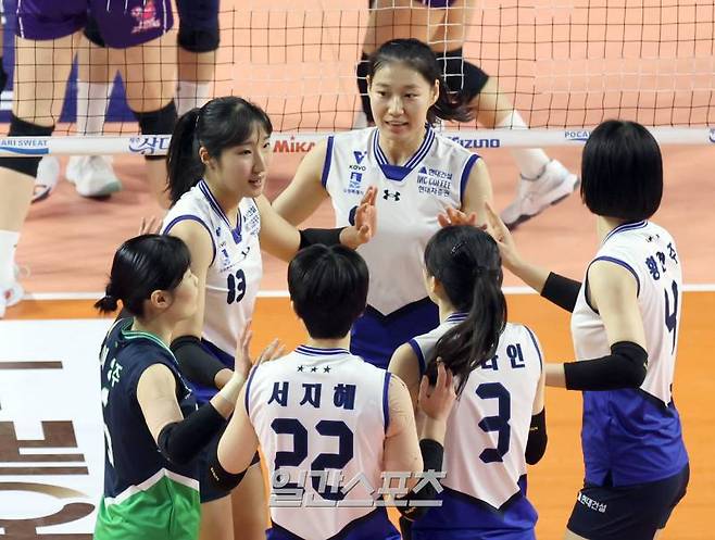 양효진 빠진 현대건설 김연경 없는 흥국생명전 승리2위와 승점 차 소멸 Is 인천