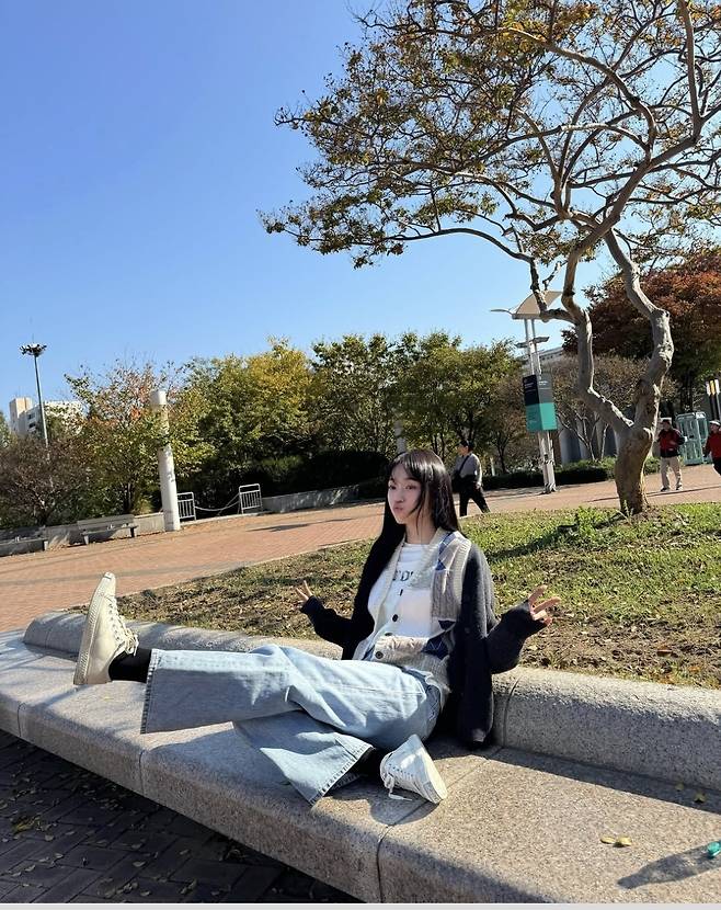 얼마나 예쁘길래 데뷔작부터 히트 무명시절 없다는 여배우 러블리 캠퍼스 여친룩 뷰티는 내운명
