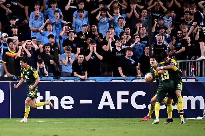 전북의 기적은 없었다...시드니와 2차전서 2-3 패배, ACL2 8강서 탈락