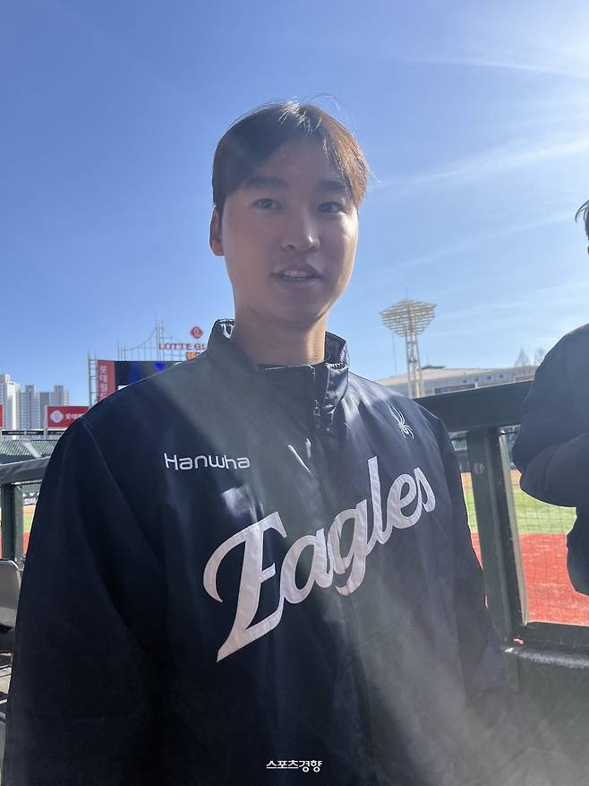 너무 잘 던져서 불펜 ‘잔업두번째 등판서 완벽투 선보인 한화 엄상백 차라리 지금 못하는게 낫다 생각했어요” 스경x현장