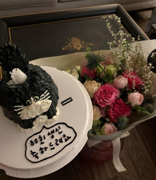 고현정 80세 어머니 생일축하파티 엄마 아빠언니 붕어빵 비주얼 가족 공개 투데이 셀럽패션