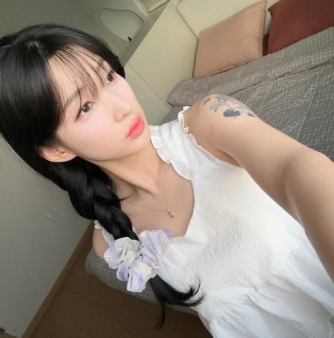 애셋맘 맞아 걸그룹 멤버였던 연예인의 러블리한 일상룩 패션룸
