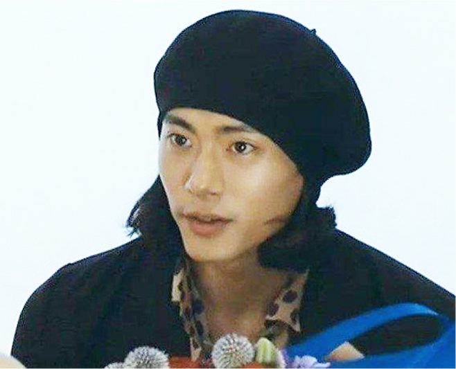 한 작품서 톱스타와 단역 배우로 만난 두 배우는 14년후 연인이 됩니다 필더무비