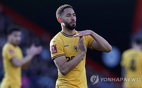 황희찬 충격의 2부 강등 현실화 되나박치기 퇴장 핵심 Fw 1g 출전 정지 추가 확정→토트넘전 복귀