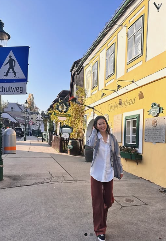 외국 꽃미남 닮은 판사랑 결혼한 연예인 여행룩 패션룸