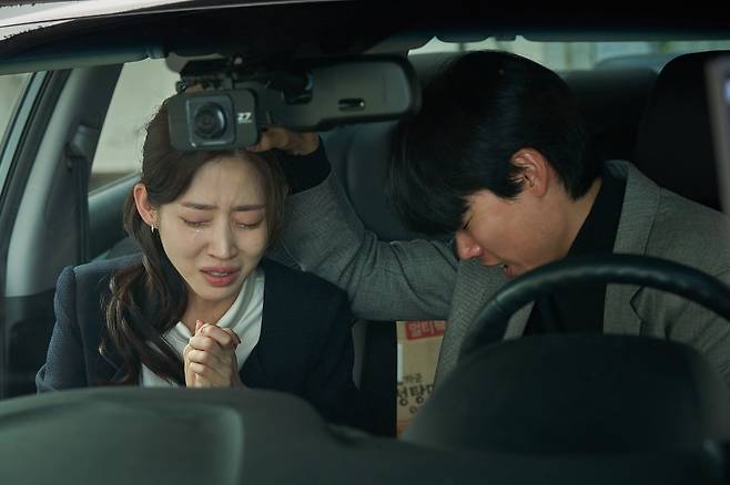 류준열 표 미친 목사 통했다계시록 글로벌 영화 1위