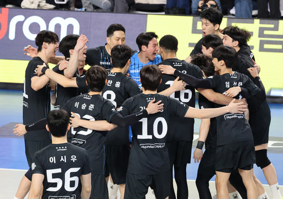 레오가 펄펄 날았다현대캐피탈 대한항공 잡고 챔프전 먼저 1승