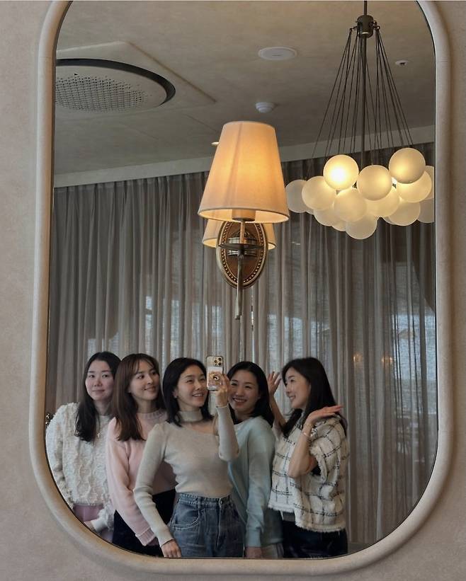 핑클 될 뻔했다고 이진·송혜교와 은광여고 3대 얼짱 여배우 니트룩 대본은 내운명