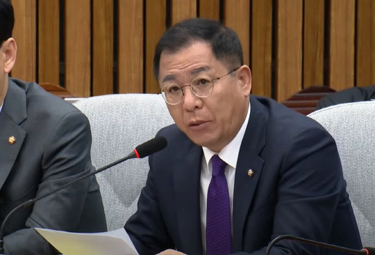 尹 탄핵국면 과열됐던 국힘 언론중재위 제소 일괄취하
