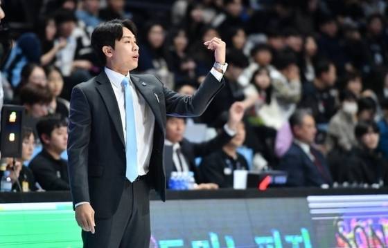 프로농구 소노 김태술 감독 전격 경질미래 위한 결단
