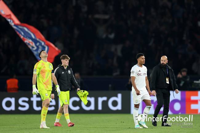 [UCL ISSUE] '모자 도발'의 엔딩은 킥오프 전부터 '욕설+야유' 폭발…팀은 1-3 역전패