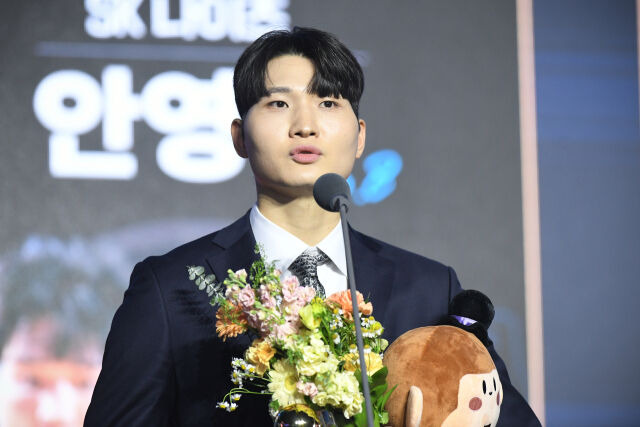 사이 안 좋아진 줄 미안하고 고마워신인왕→정규리그 Mvp 안영준이 김선형에게 전하는 진심 Md삼성동