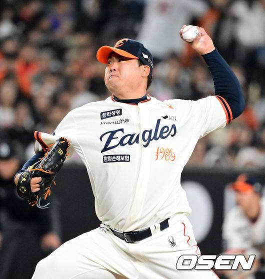 회장님 방문에 한화 기 살았다, 무려 17안타 12득점 대폭발→폭풍 3연승…류현진 완벽투 '첫 승 신고' [대전 리뷰]