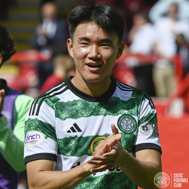韓 축구 진짜 미쳤다5골 6도움 폭풍 성장 Yang 유럽파 벌써 4번째 리그 우승 사실상 확정 2시즌 연속 최강자