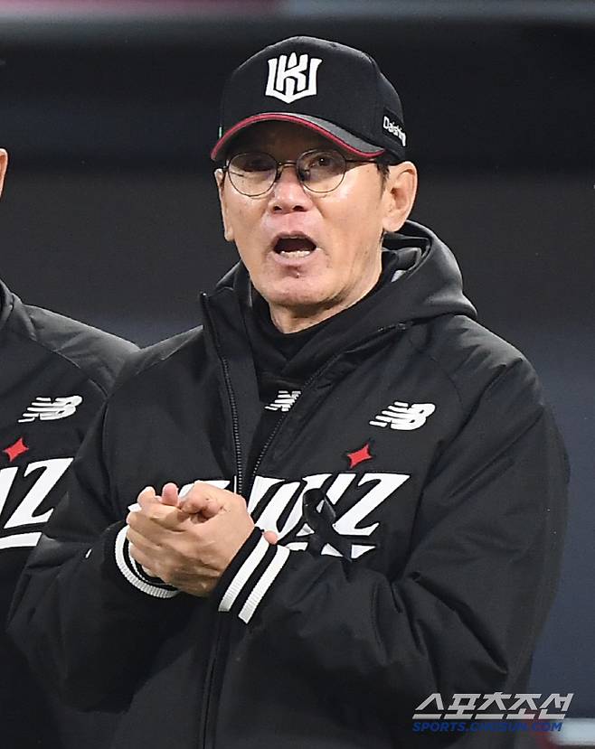 사상 초유의 1점차 풀카운트 파격 투수 교체 그 비하인드 실패했으면 죽게 욕 먹을뻔 [광주 현장]