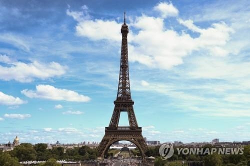 샤넬·루이비통의 나라 ‘프랑스국민은 가난해 ‘이것도 아낀다