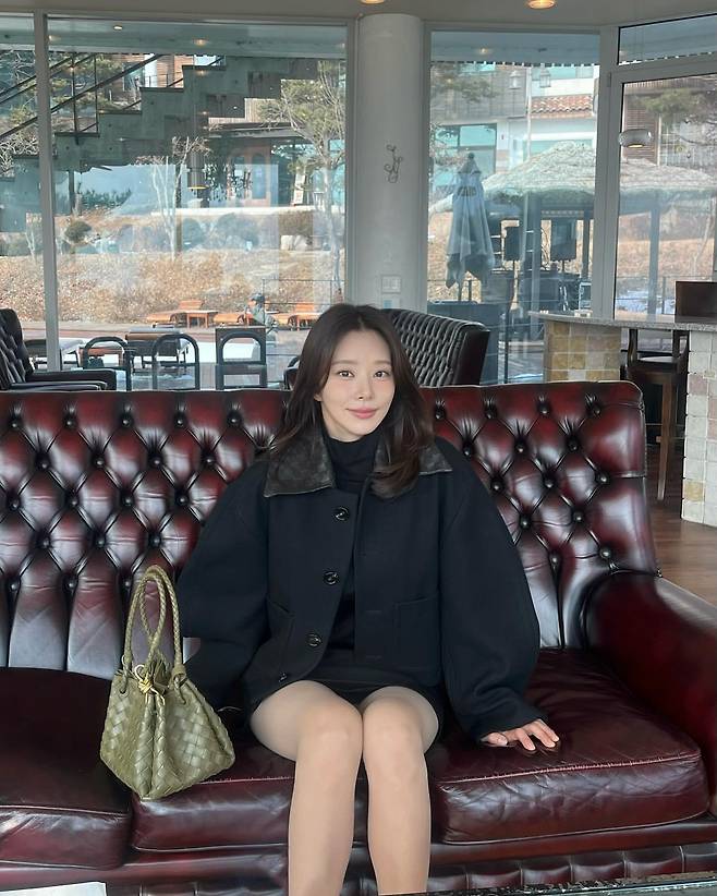 서브 여주인공 이제는 주연급 존재감 선보인 여배우 일상룩 라이프업
