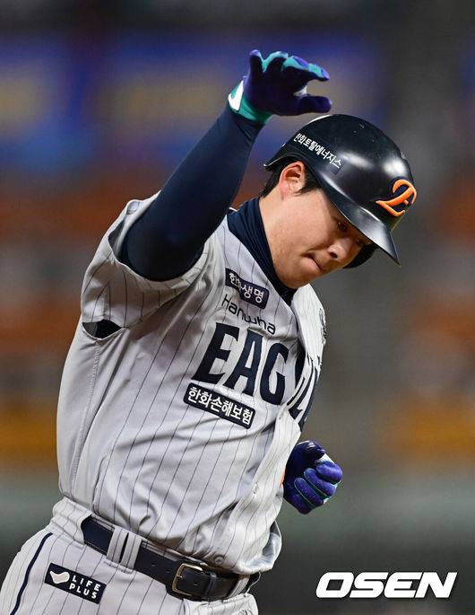 ‘12안타 3홈런 터졌다!’ 한화 3연승 질주, 김경문 감독 “노시환 3점홈런으로 승기 잡았다” [오!쎈 인천]