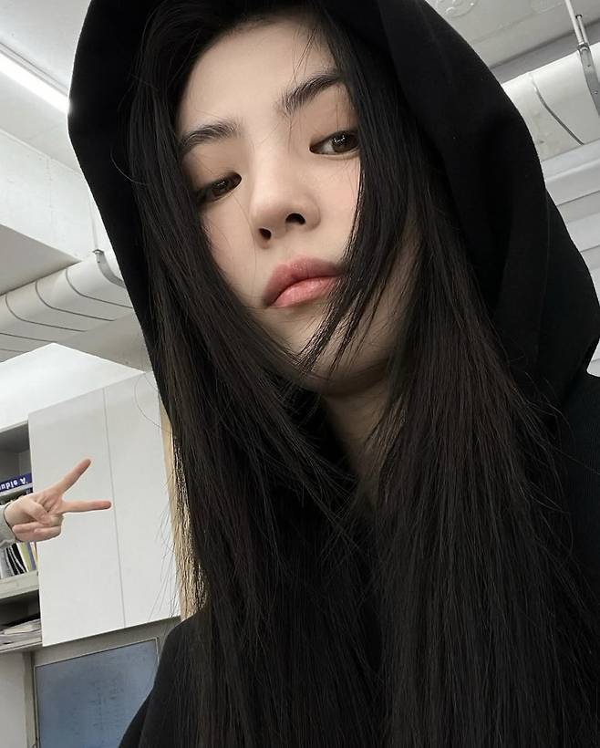 ‘텔레비전에 내가 나왔으면 할머니 꿈을 현실로 만든 여배우 드레스룩 대본은 내운명