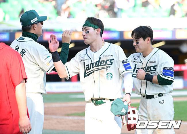 ‘10안타 1홈런 폭발→6연패 탈출’ 이숭용 감독 “만원관중 앞에서 연패 끊어 다행, 팬들께 죄송해” [오!쎈 인천]