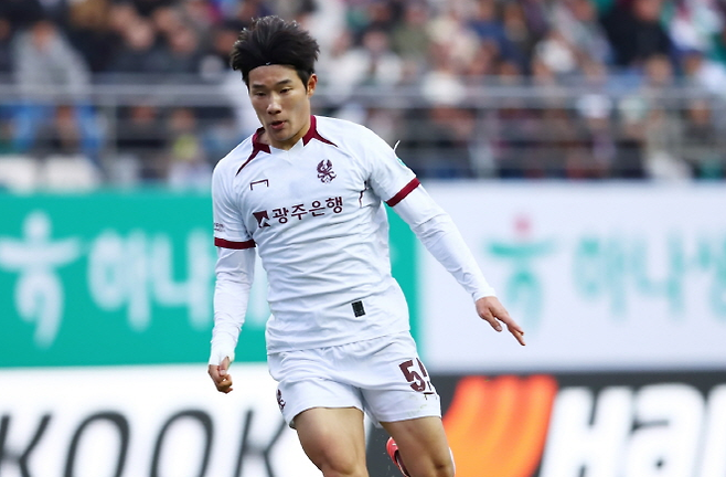 “군대보다 알 힐랄” 입대 미룬 박태준, 광주 엔진+돌격 대장으로, ACLE 대이변 기대하라 [플레이어 오브 더 라운드⑨]