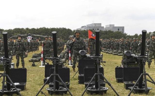 해군·해병대 포항서 여단급 합동상륙훈련자폭 무인기 대응 훈련 첫 실시