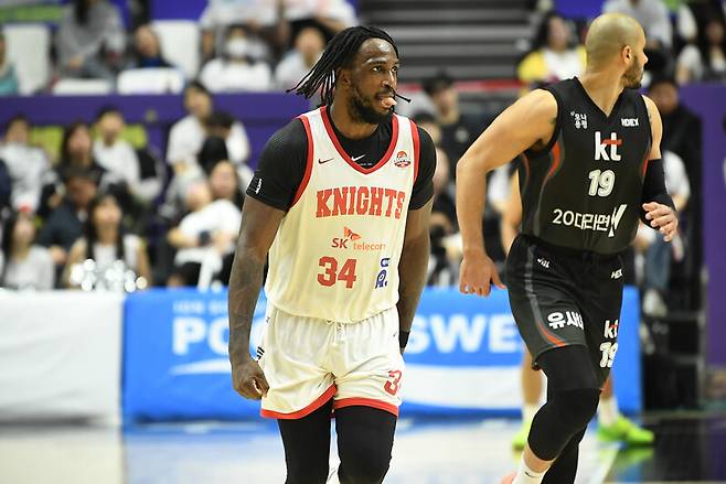[KBL 4강 PO 리포트] 워니 활약에도 드러난 SK의 불안 요소