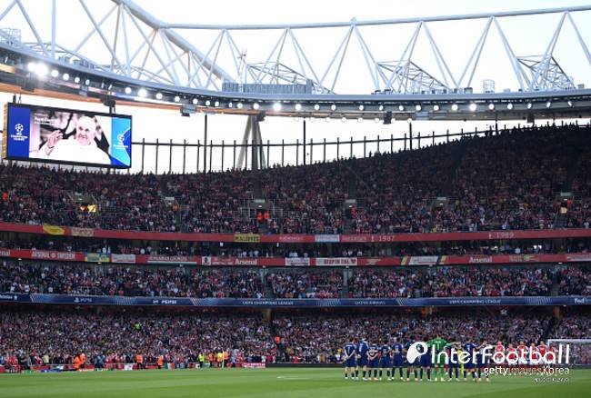 [UCL ISSUE] "팬들한테 실망스럽네요" 英 레전드, 아스널 서포터스 향해 쓴소리