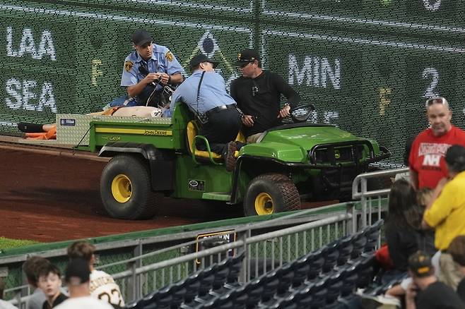 Mlb 피츠버그 Pnc파크에서 관중 추락 사고 발생