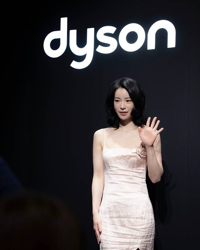 라면5봉지 거뜬한 대식가! '167cm 47kg' 신기하게 유지한 여배우, 여리여리 드레스 | 뷰티는 내운명