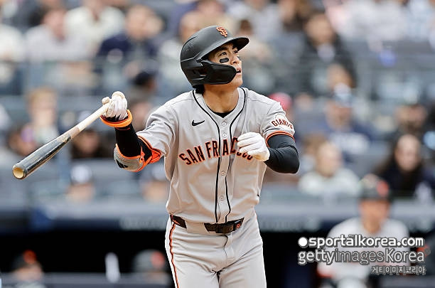 "올스타 선정 놀랍지 않아, MVP 투표에서 이름 볼 수 있을 것" 2G 연속 홈런 이정후 활약에 현지 매체도 '엄지척'