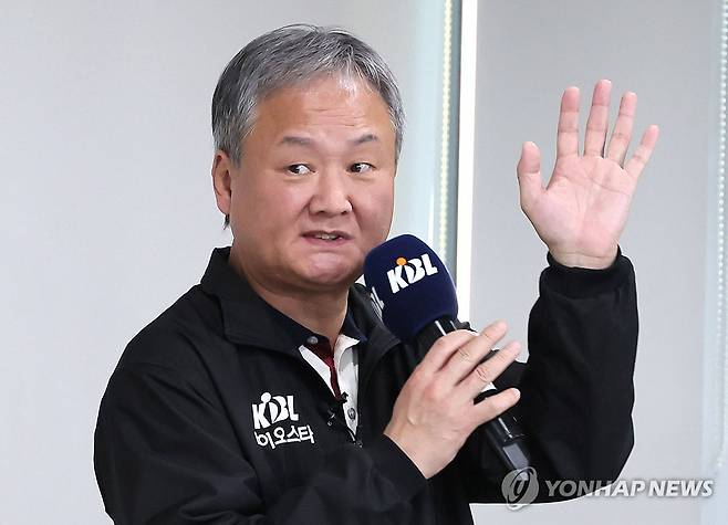 '하드콜' 첫 시즌 마친 KBL, 규칙 소위 열어 현장 목소리 듣기로