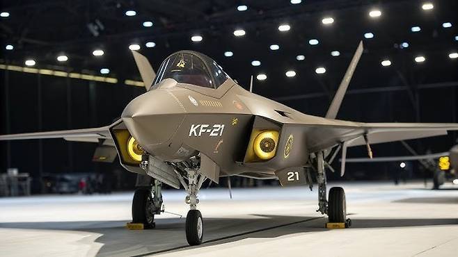 KF-21 vs J-20 시뮬레이션 결과 中 전문가 ‘폭풍 침묵’ 그 이유는? | 밀리터리 랩실